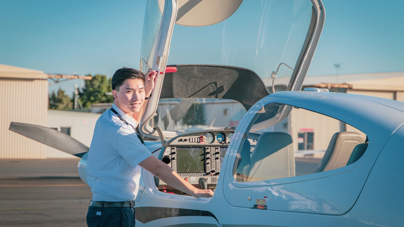 AVI50219 Diploma Of Aviation Commercial Pilot Licence Aeroplane avi50219-diploma-of-aviation-commercial-pilot-licence-aeroplane
