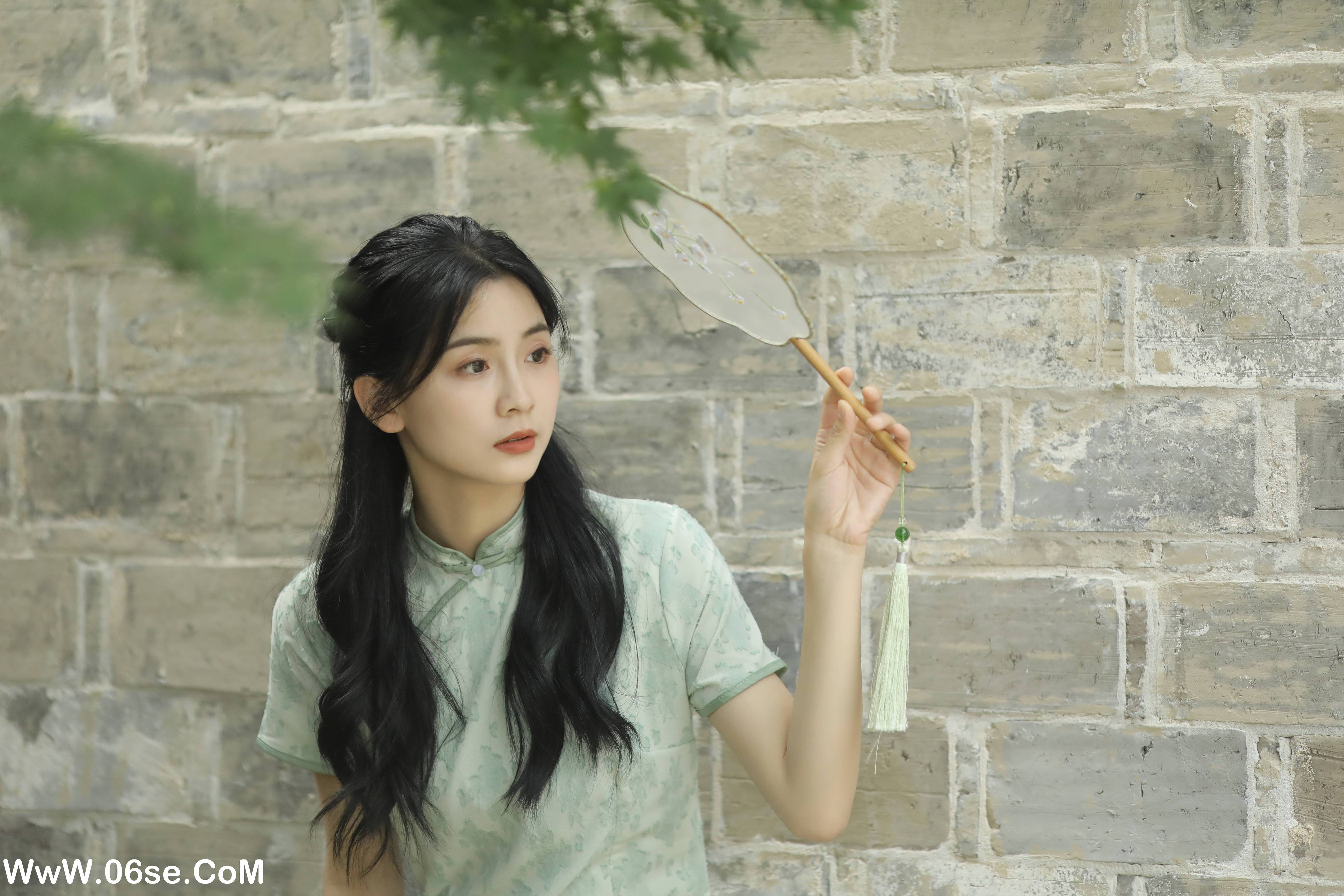 [YITUYU艺图语]2022.11.24 江南 往往[24+1P／344MB]-六色网