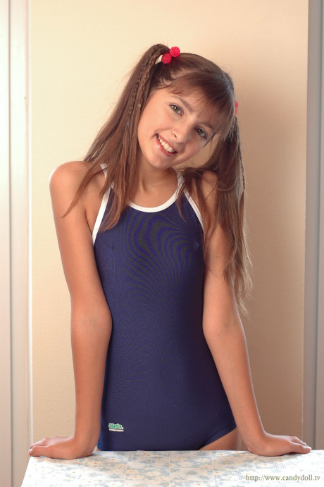 CANDYDOLL CANDYDOLL – VICTORIA D – SET 4 – 75P – Telegraph