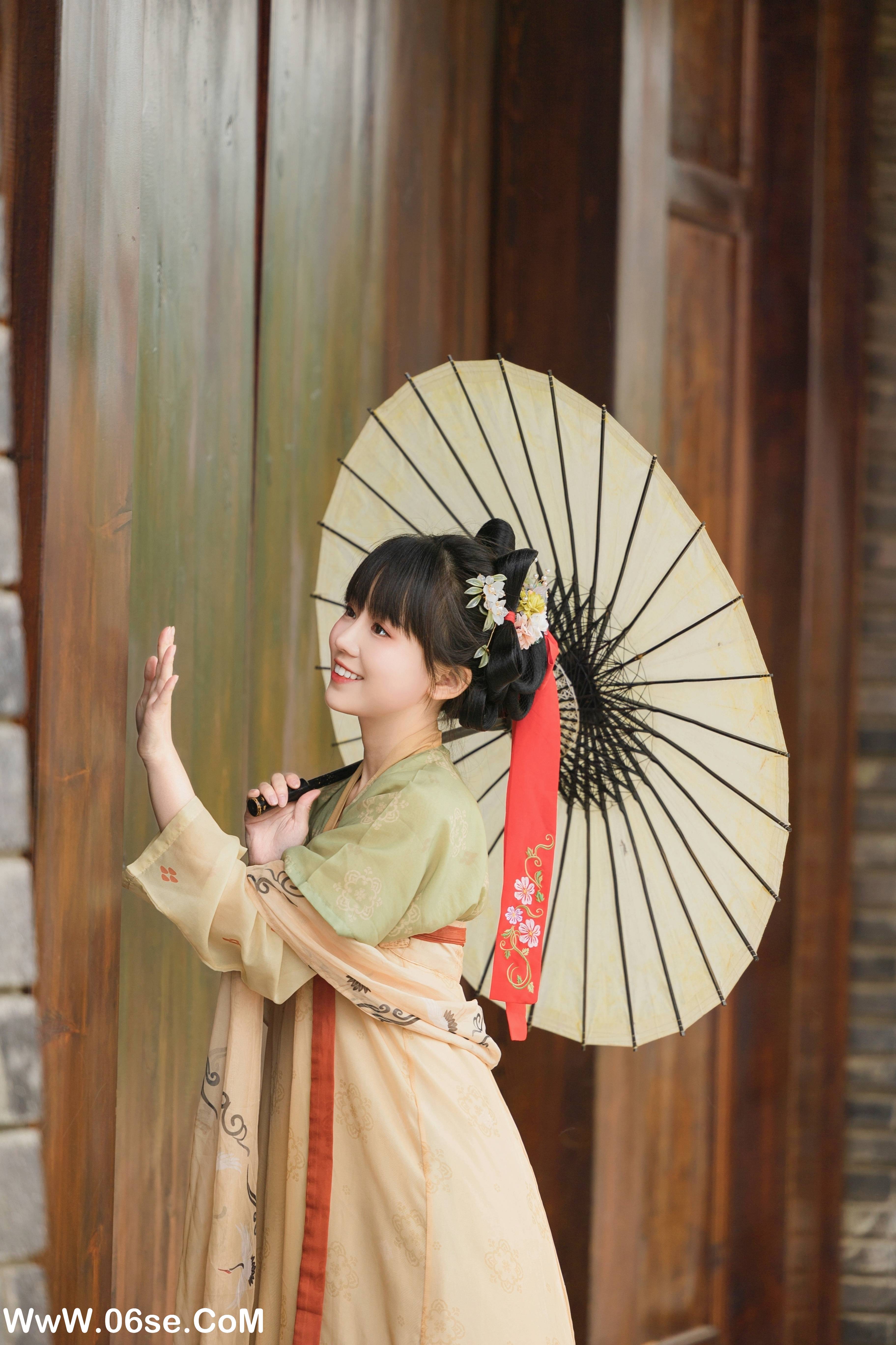 [YITUYU艺图语]2022.07.19 却把青梅嗅 七弦[36+1P／307MB]-六色网