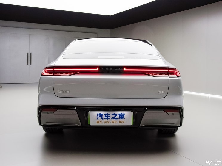 Представлен Geely Galaxy E8 - конкурент BMW M5 по цене от 26 600 ...