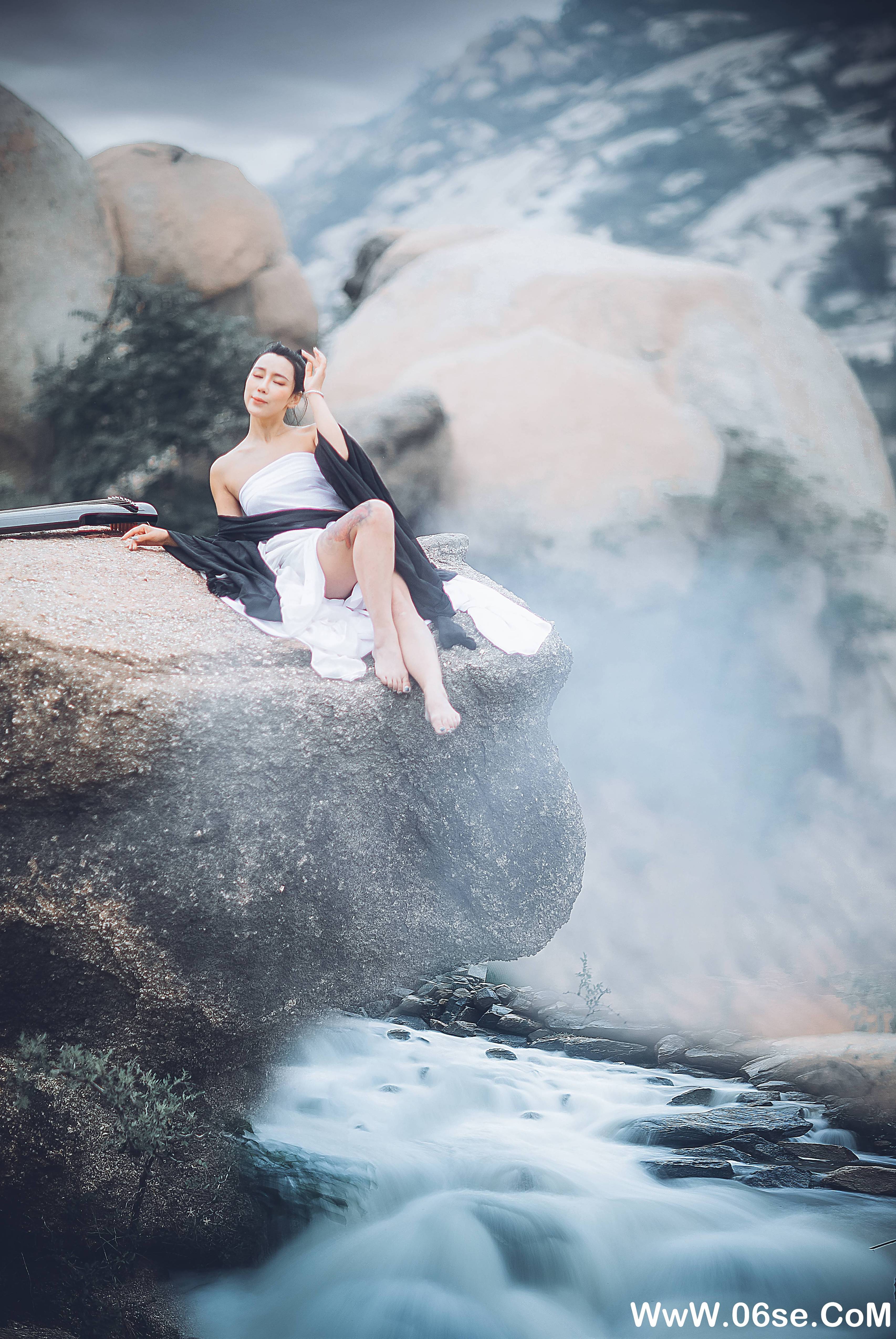 [YITUYU艺图语]2021.08.11 水墨丹青 田依依[29+1P／431MB]-六色网